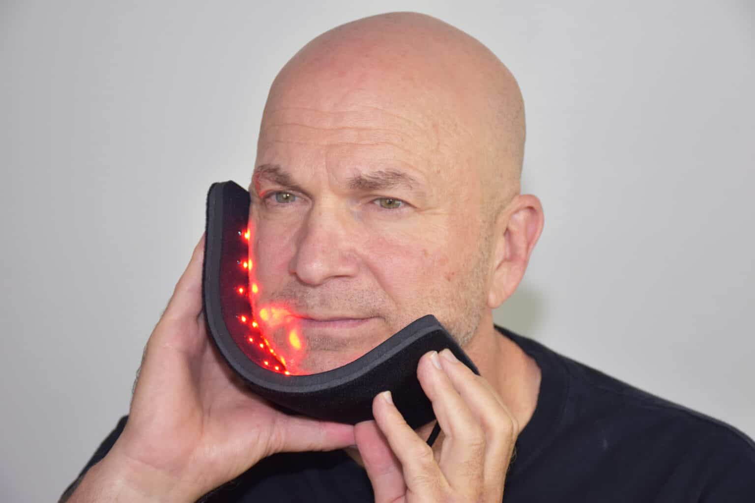 Red Light Therapy For Mouth Pain & Jaw Problems - HealthLight